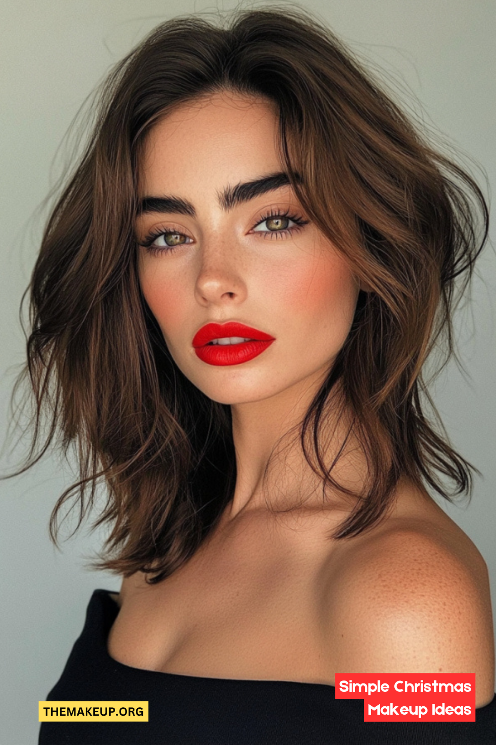 Best Simple Christmas Makeup Ideas For Your Holiday Season - TheMakeup