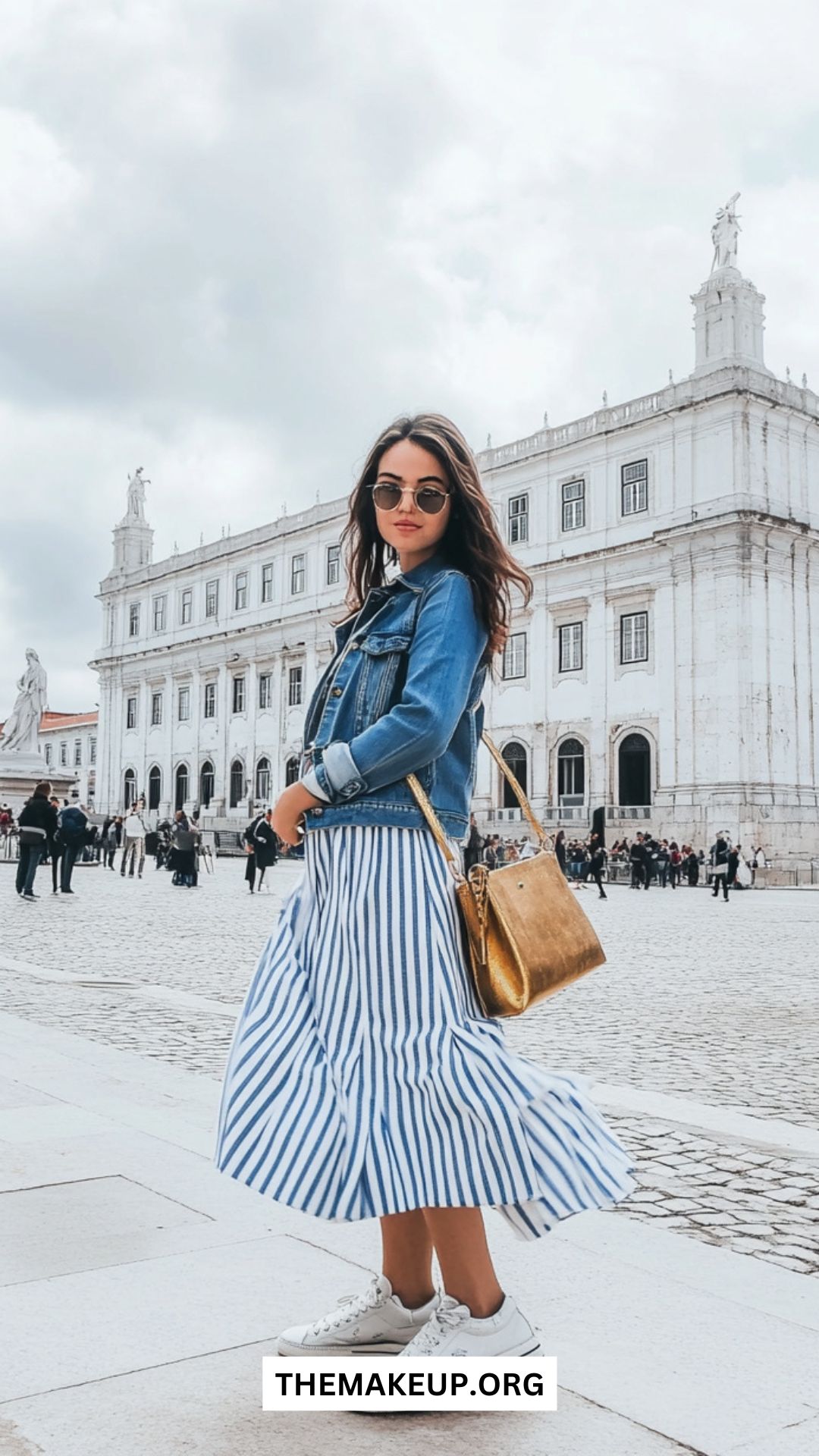 Top Effortlessly Chic Lisbon Portugal Outfits for Spring ☀️🌿 - TheMakeup