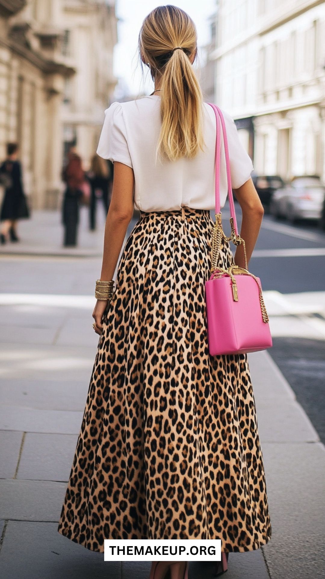 Effortlessly Chic Lisbon Portugal Outfits to Wear This Summer - TheMakeup