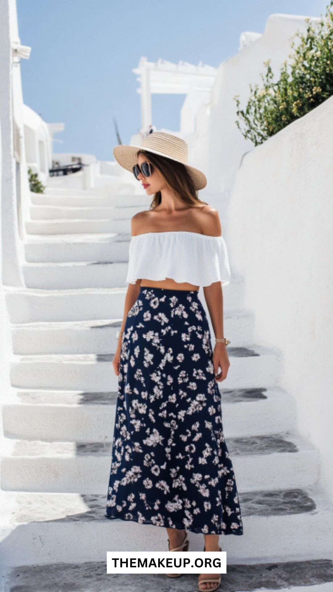 7 Stunning Santorini Greece Outfits You’ll Want to Pack - The Makeup