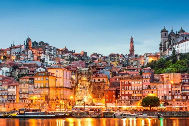 What to Pack for the UK in Fall: The Ultimate Autumn Packing List for ...