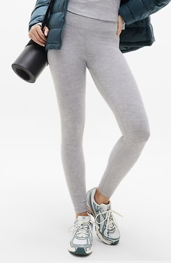 London February Packing List: Pack Smart For Winter Days